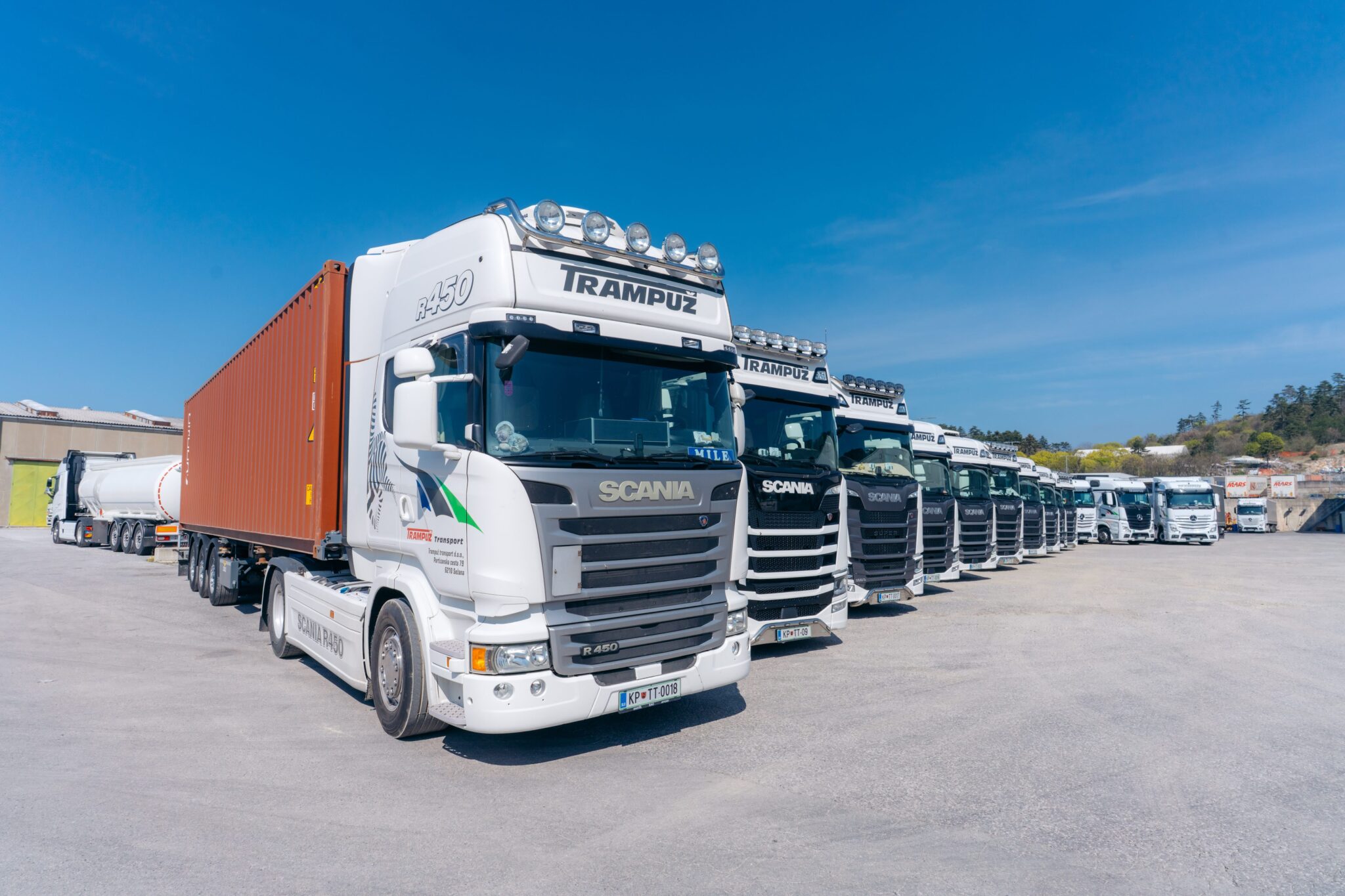 Mednarodni in domači prevozi | Trampuž Transport